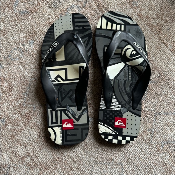 Quiksilver | Shoes | Quiksilver Black And Gray Flip Flops | Poshmark